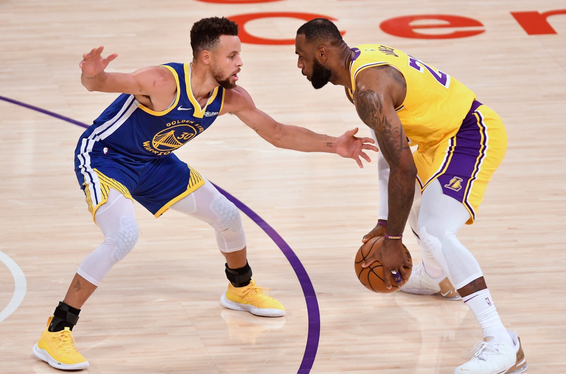 LeBron James Ecstatic Reaction To Stephen Curry Passing Reggie Miller LeBron James Ecstatic Reaction To Stephen Curry Passing Reggie Miller