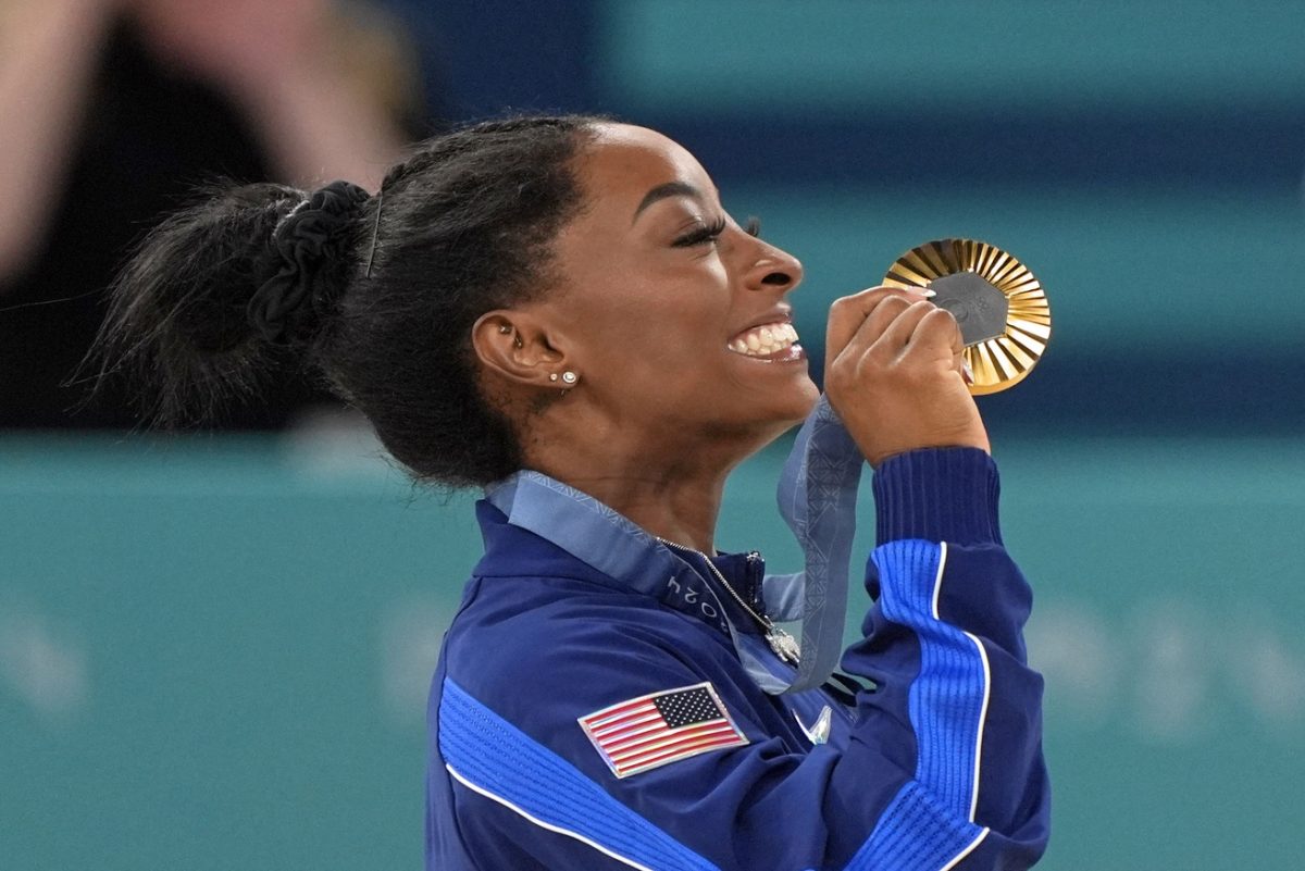 LeBron James reacts to Simone Biles’ perceived shot at Donald Trump ...