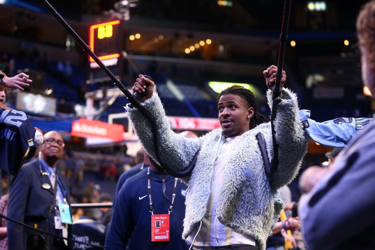 Ja Morant pointed gun gesture at Anthony Davis during Lakers-Grizzlies ...